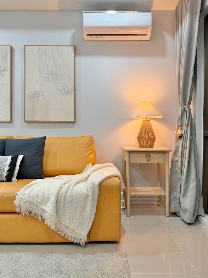 Premier 3br Unit W/ King Bed Near High Street Bgc - Pasay
