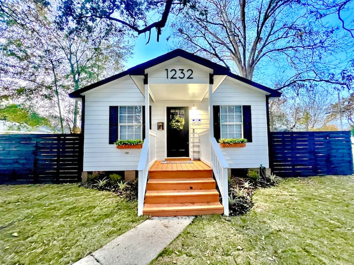 Joie De Vivre (Joy Of Living) - Alexandria, LA
