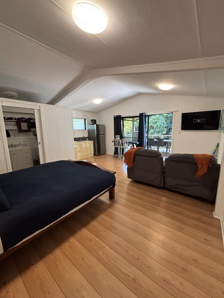 Woodwark Guest House - Whitsundays