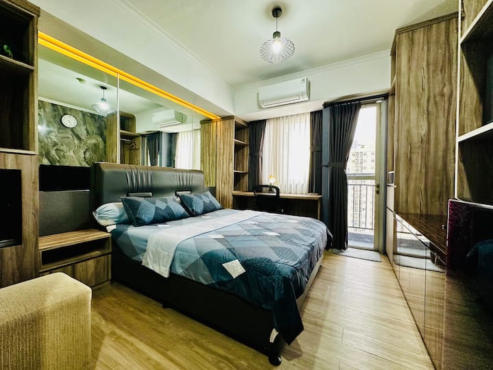 Stylist Studio Near Jis & Jiexpo For Jakarta Stay - Indonesia