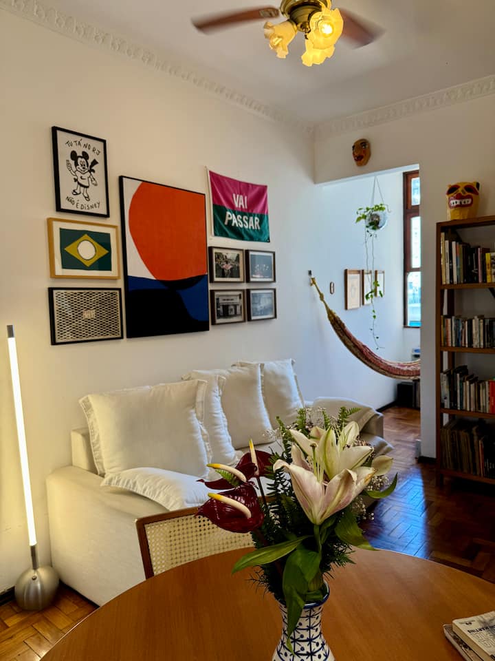 Artist’s Apartment In Glória | Near The Beach Rio - Glória