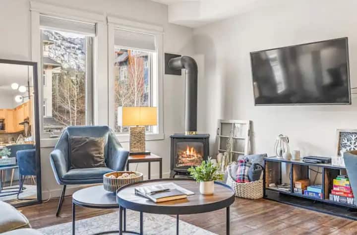 Grotto Peaks Mountain Retreat Heated Pool&hot Tub - Canmore