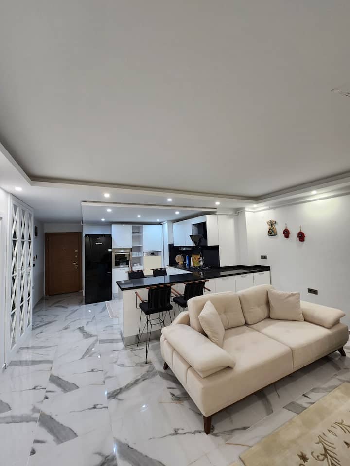 Metroya 5 Dk Mesafede Lüks Dubleks Daire - Maltepe