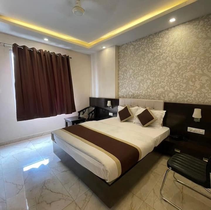 Hotel Khatana Palace|deluxe Room - Kota