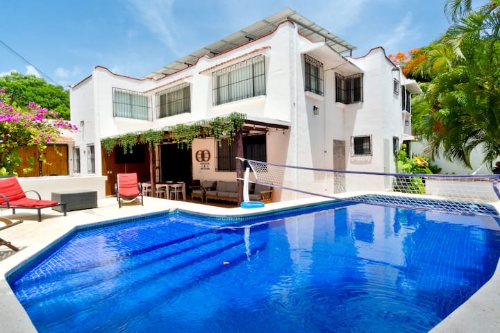 Villa Turix. Up To 16+ Guests. - Cancún