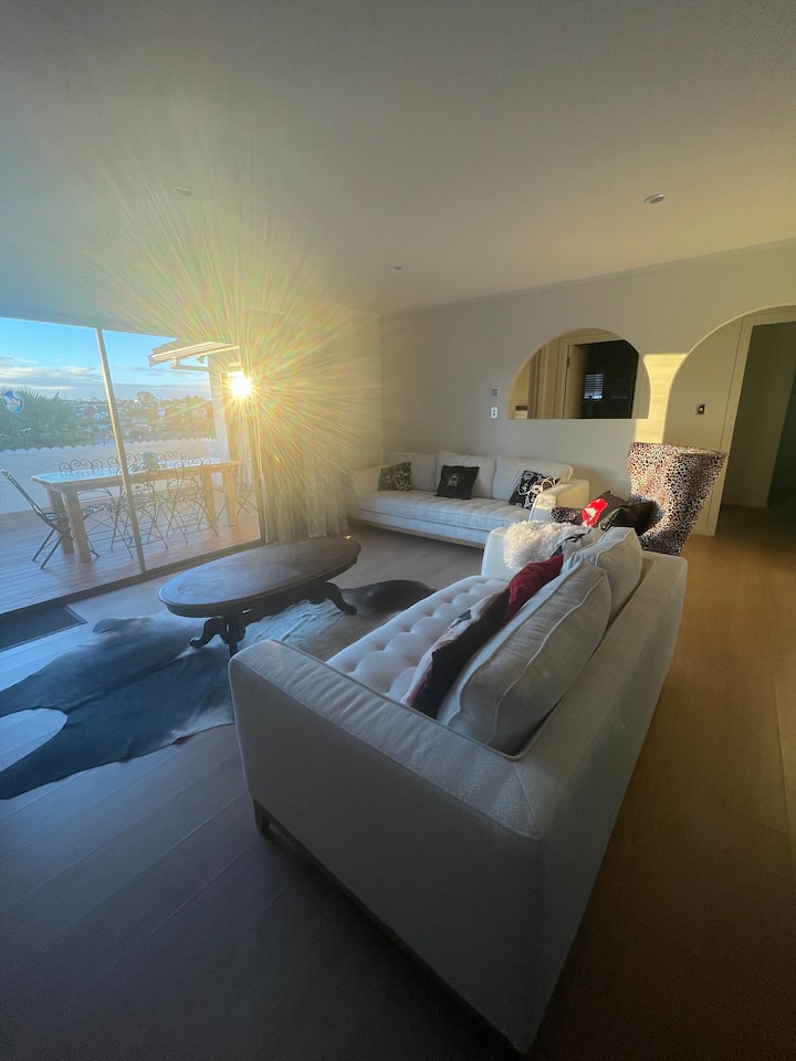 Villa Wisteria - Beautiful Home/private Pool - Auckland