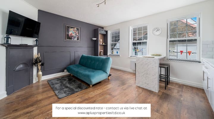 Kingston Central Apartment - Long Stays Welcome - Hampton