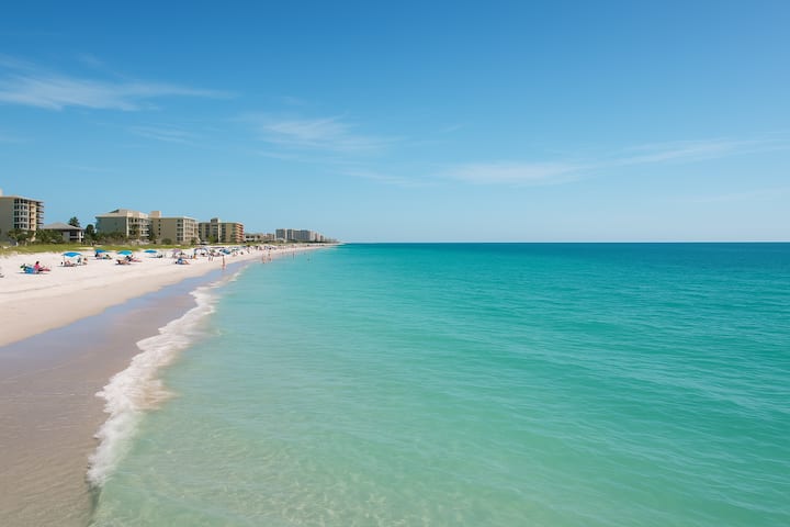 Villa Bonita Beach Retreat - Madeira Beach, FL