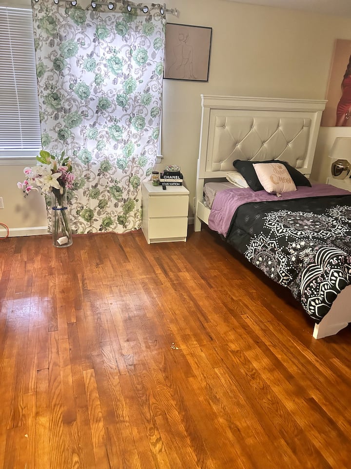 A Nice Room - Allentown, NJ