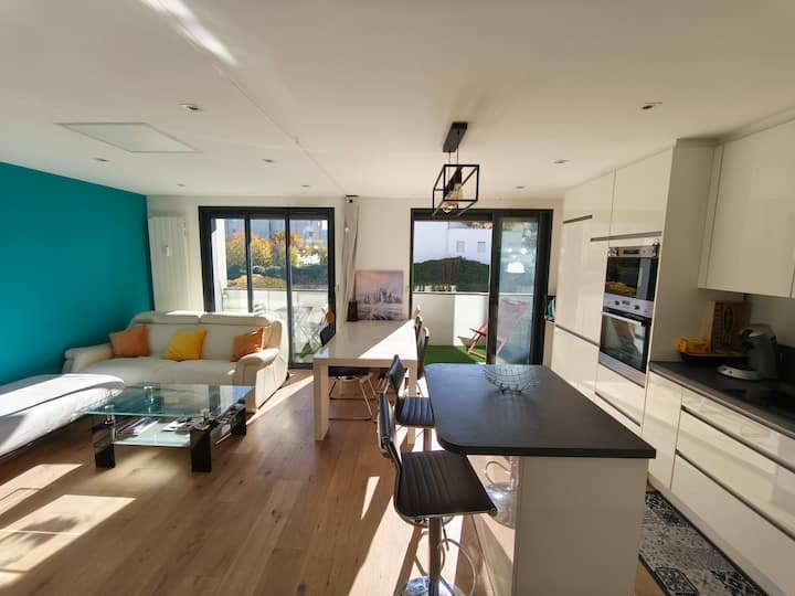 Plein Sud Zen - Centre Gare T3 75m2 - Parking Wifi - Seynod