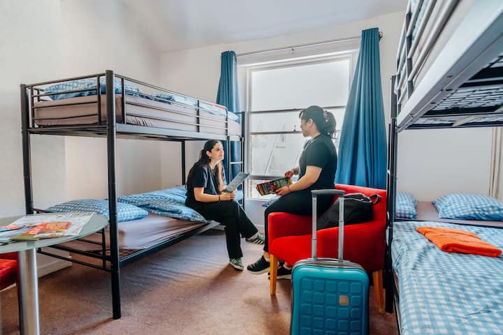 Molly Malone Suite - Private Room - Dublin