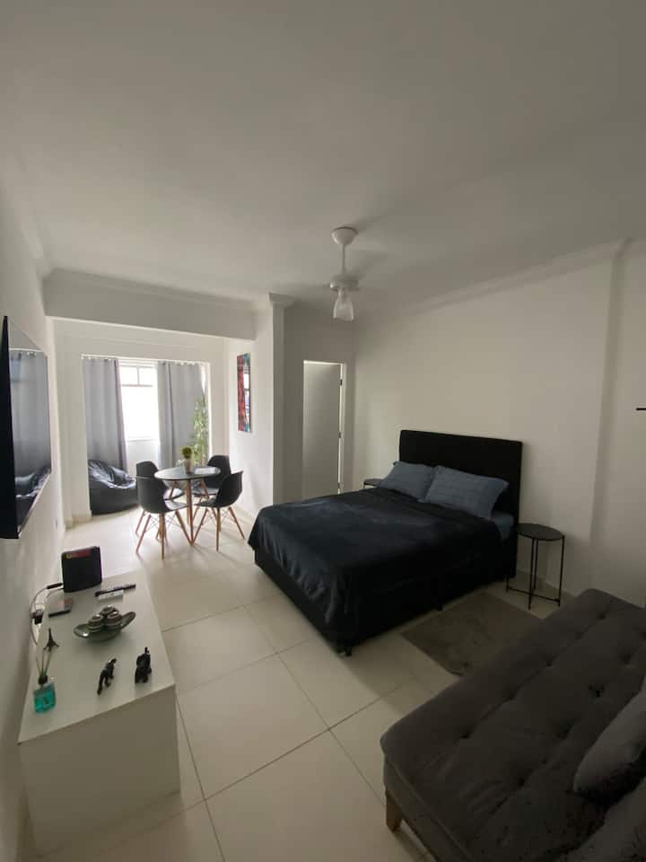 Apartamento Em Santos - Uma Quadra Da Praia - Guarujá