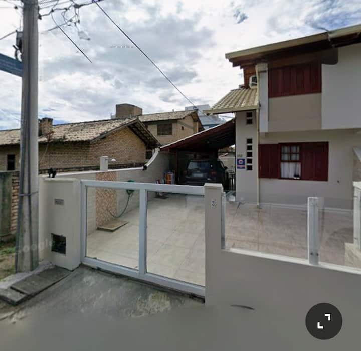 Res. Duda Casa 2- 80 Metros Da Praia Pet Friendly - Florianópolis