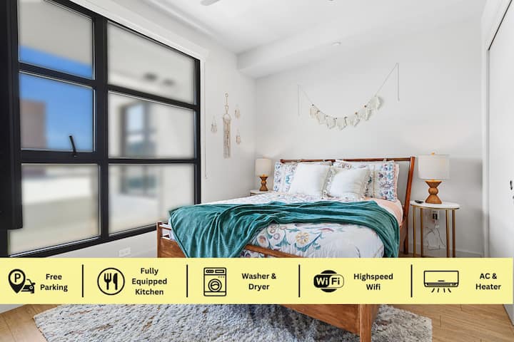 * Breathtaking Place In Santa Monica's Heart * - Santa Monica, CA