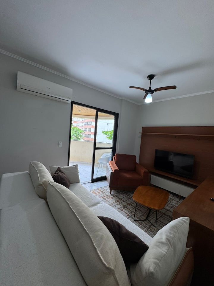 Refúgio No Guarujá Próx A Praia Ar + Garagem - Guarujá