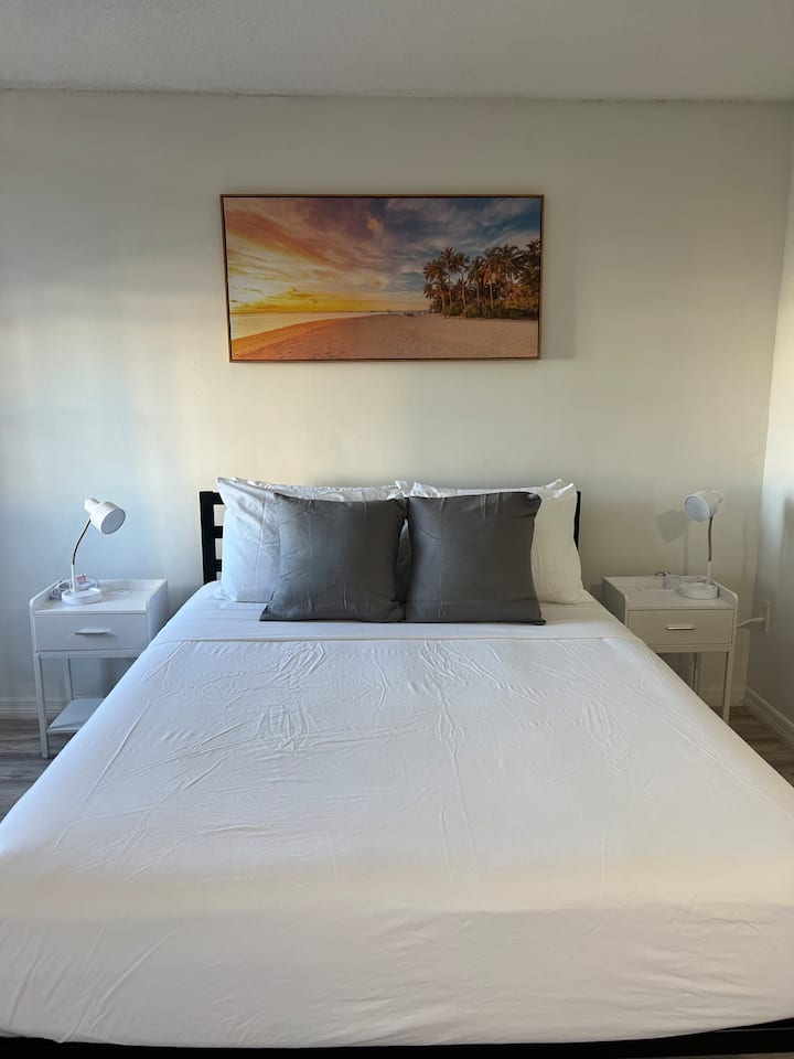 Amazing Studio South Beach - South Beach, FL