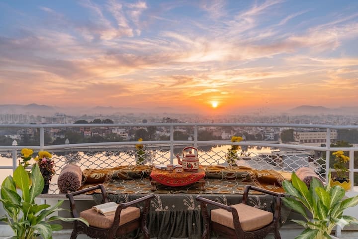 Lakeview Luxury Villa • Central • Aravali Views - Udaipur