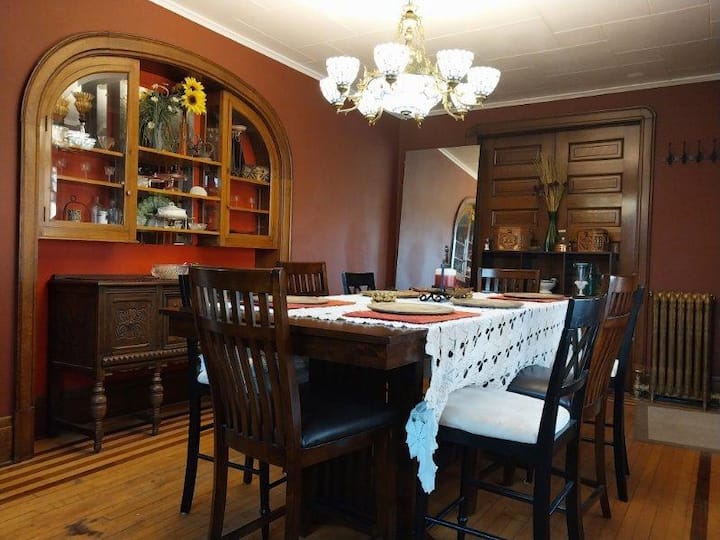 Jacuzzi Suite, Dual Shower, Fairgrounds - Saint Paul, MN