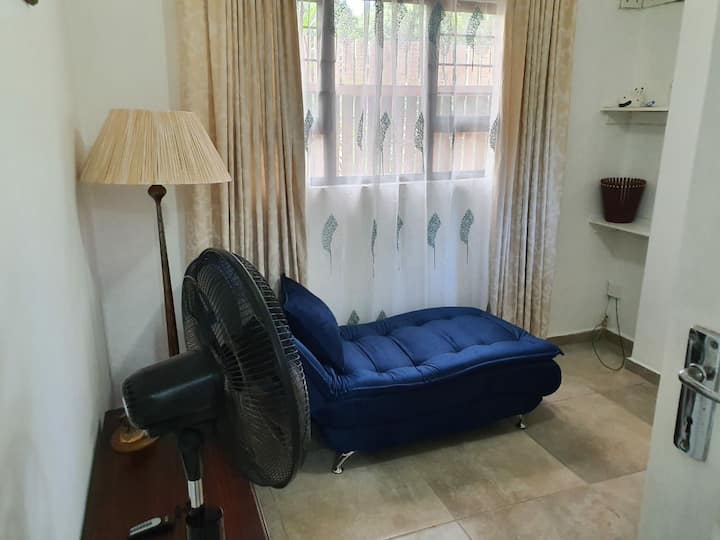 Le Jardin Cottage - Scottburgh