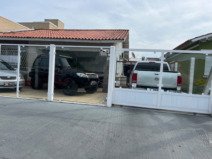 Casa Grande E Bem Localizada Em Tramandaí - Tramandaí