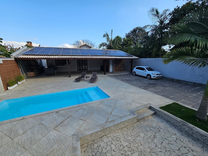 Casa Térrea, 4 Suítes, Penedo Rj - Penedo