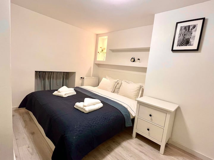 Cozy 2-bedroom Home In The Center - Budapest