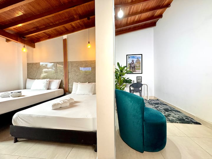 Deluxe Apartaestudio Con A/c, La 70 (304) - Medellín