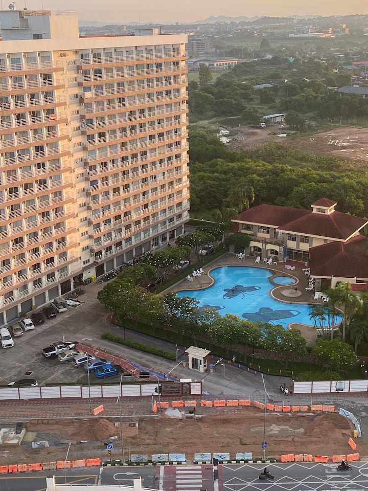 S217f42 69m² Suite ,1 Min Walk To Beach, Seaview - Pattaya