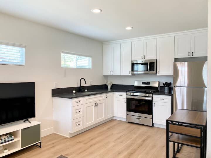 Lb Back House Studio - Long Beach, CA