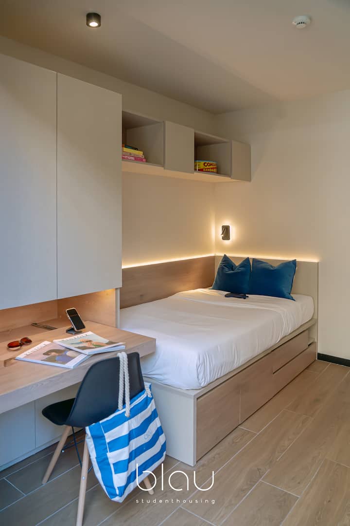 All-inclusive Student Residence In Poblenou - Barcelona