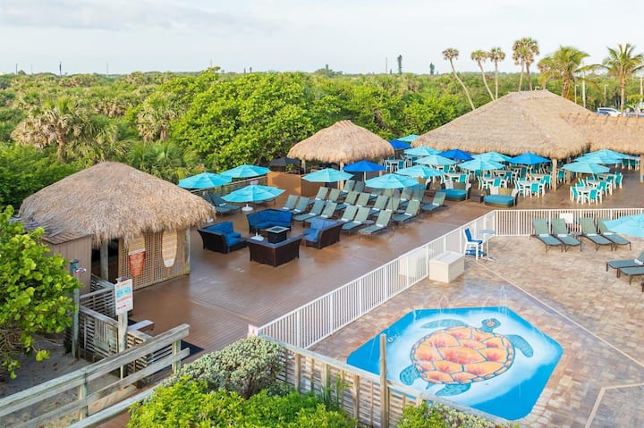 Best Place To Unwind | 3 Units | Outdoor Pool - Cocoa Beach, FL