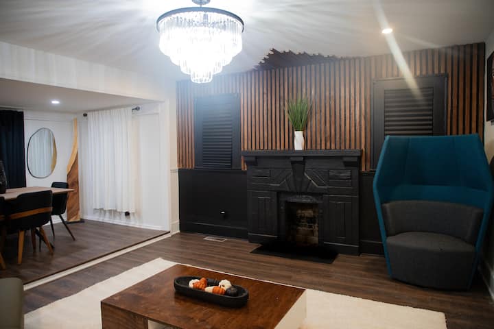 Cozy&modern Hpfm Favorite - High Point, NC