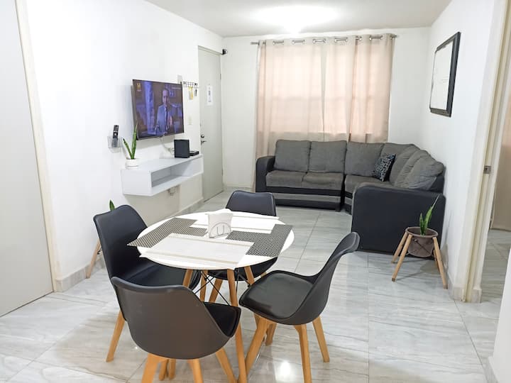 Up To 4 Guests · 2 A/c Rooms · Laundry - Jalisco