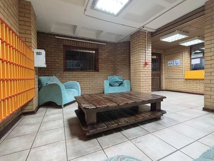 Lalala Hotel Single - Soweto