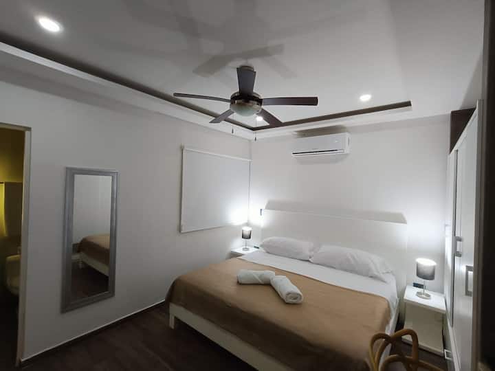 1br Moderno ·Piscina, Gym Y Cerca De La 5ta Av. - Playa del Carmen