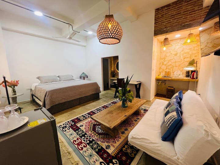 Studio Apartment -B- In The Old City - Cartagena de Indias