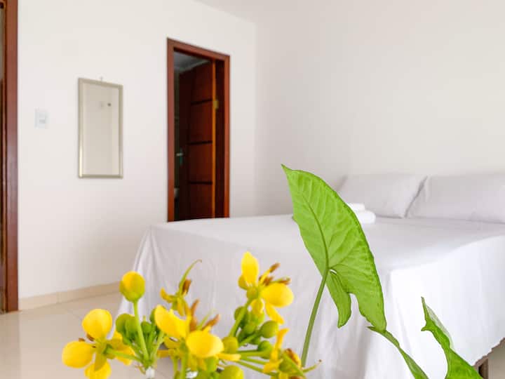 Apt Térreo, Passarela A Pé, 2 Suítes C/ Ar -1 - Porto Seguro