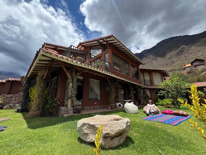 Luxury Sacred Valley Villa • Epic Andes Views - Madre de Deus