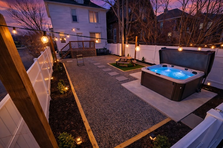 Midtown 4 Bd Home Near Downtown Detroit* Hot Tub!* - Detroit