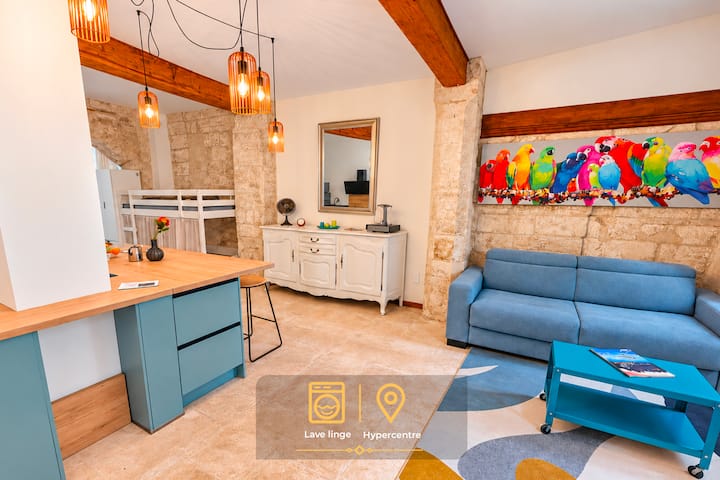 Loft 1 Br / 1 Ba - Perfect Location - Avignon