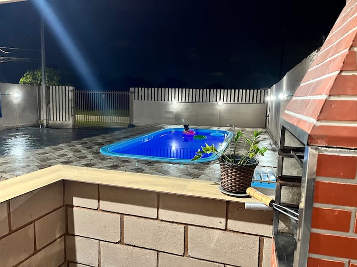 Casa Com Piscina - Matinhos Pr - Matinhos