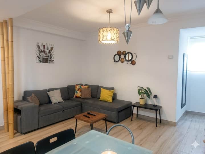 Luminoso Piso Junto A Mercado De Feria - Siviglia