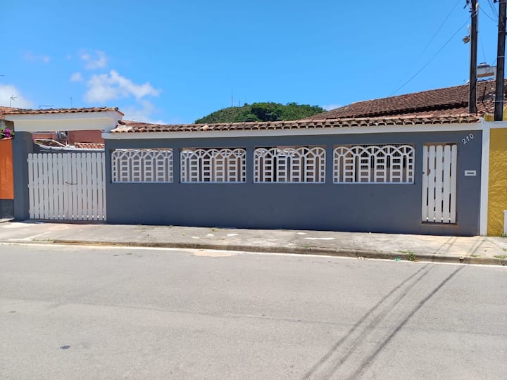 Casa Centro Caraguá Com Piscina - Caraguatatuba
