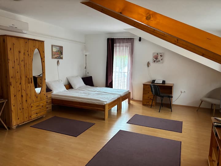 Hungária Apartman Superior - Pécs