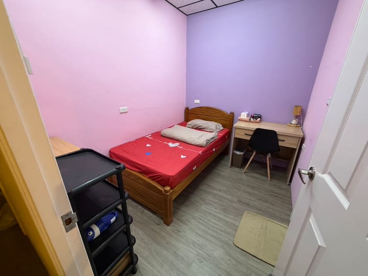 潮州車站旁邊單人房間出租喔 - 新埤鄉