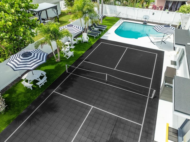 Paradise Retreat | Heatedpool, Pickleball, Playset - Tampa Bay, FL