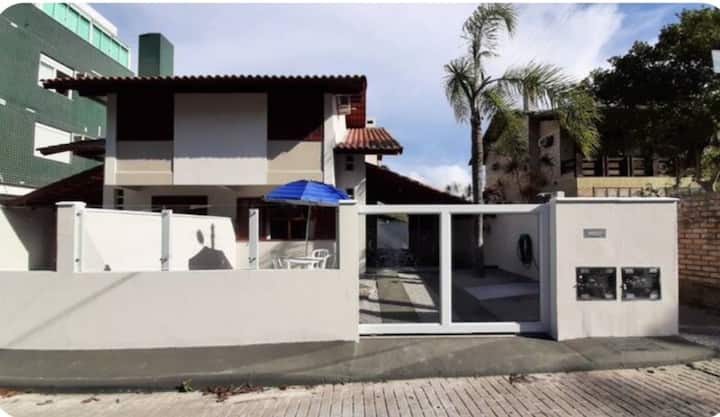 Res. Duda Casa 3 -50 Metros Da Praia  Pet Friendly - Florianópolis