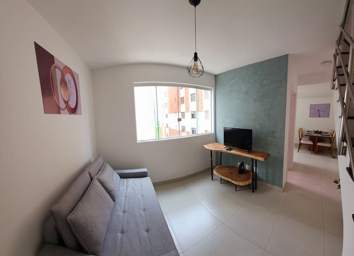Duplex Para 6! Ar Cond, Acad, Lavand, Comércio! - Belo Horizonte