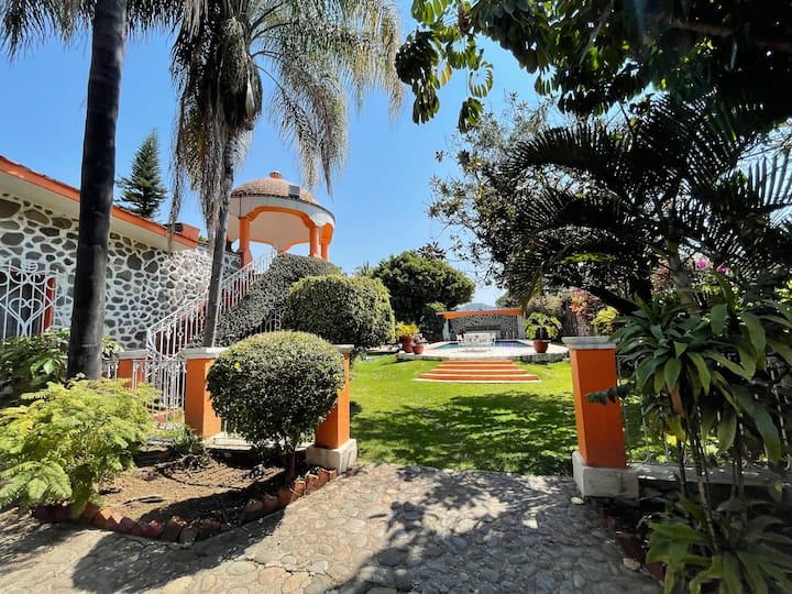 Casa, Jardín Y Alberca Jiutepec - Guerrero