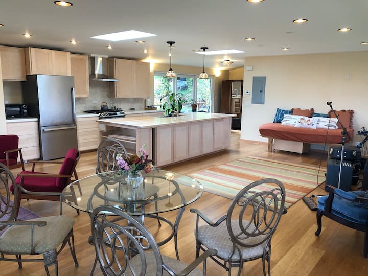 Mid-century Modern, Custom Craftsman - Eugene, OR